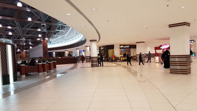 ماذا يحوي منتزه و مجمع بوليفارد الكويت ؟ - ام القرى